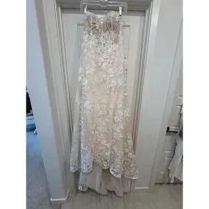 Alena Leena | Dresses | Alena Leena Peony Wedding Dress Ivory Lace ...